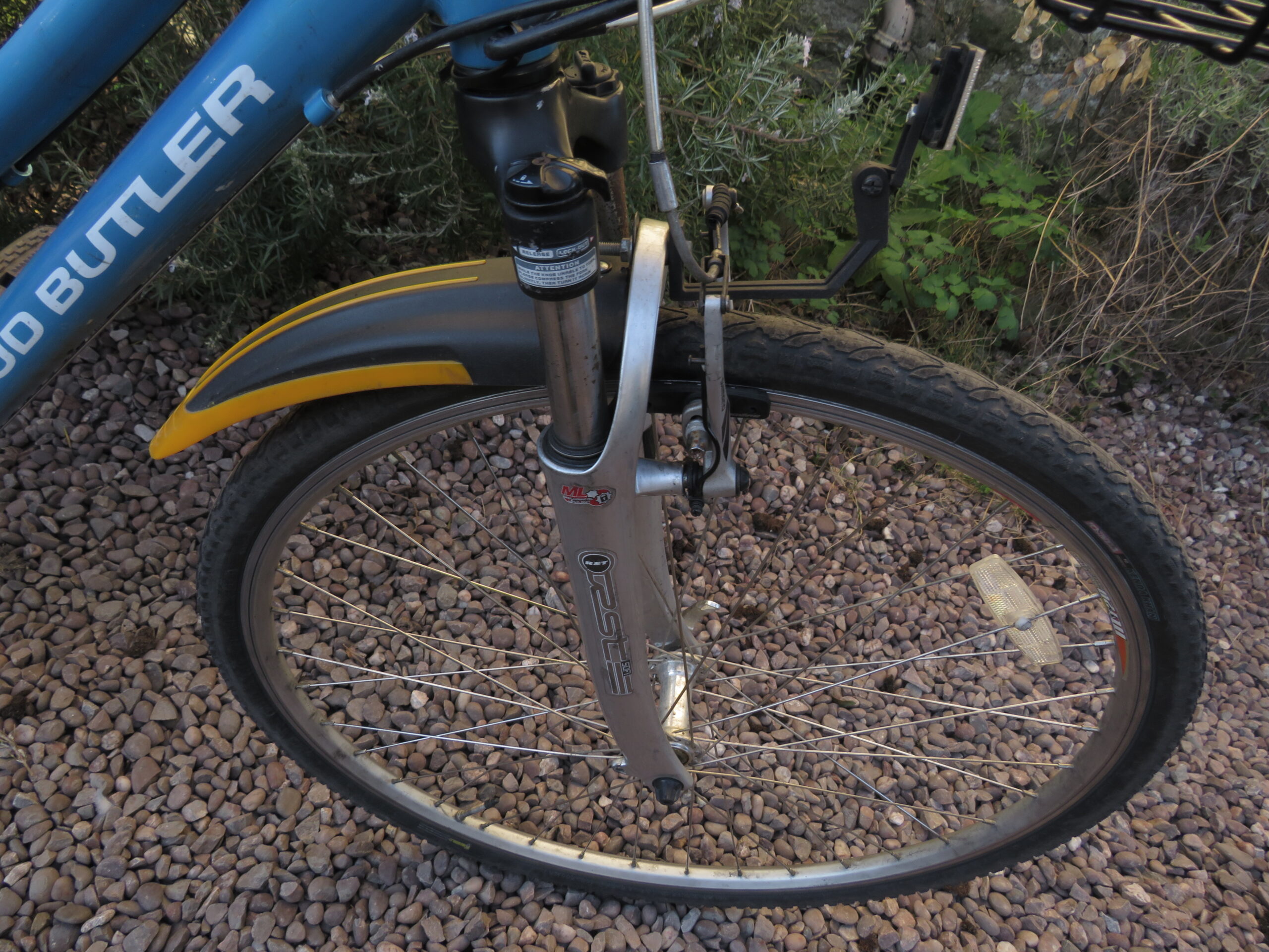 Claud Butler 700c hybrid/commuter – Village Shop Bicycles